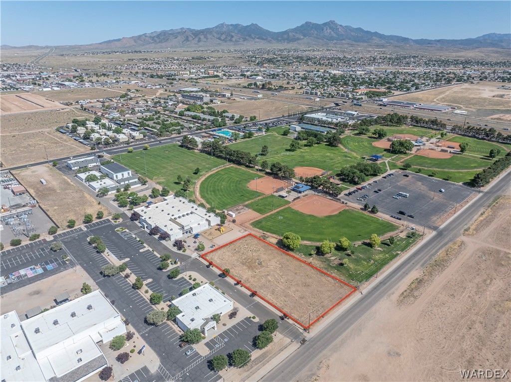 3380 N Burbank St, Kingman, AZ 86409 - See Est. Value, Schools & More