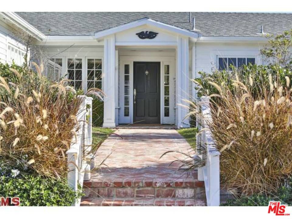 948 Lachman Ln, Pacific Palisades, CA 90272 - See Est. Value, Schools ...
