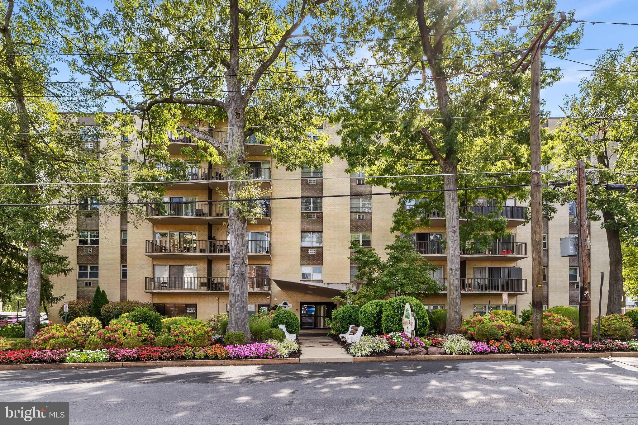 211 Chestnut Pl, Cherry Hill, NJ 08002 - See Est. Value, Schools & More