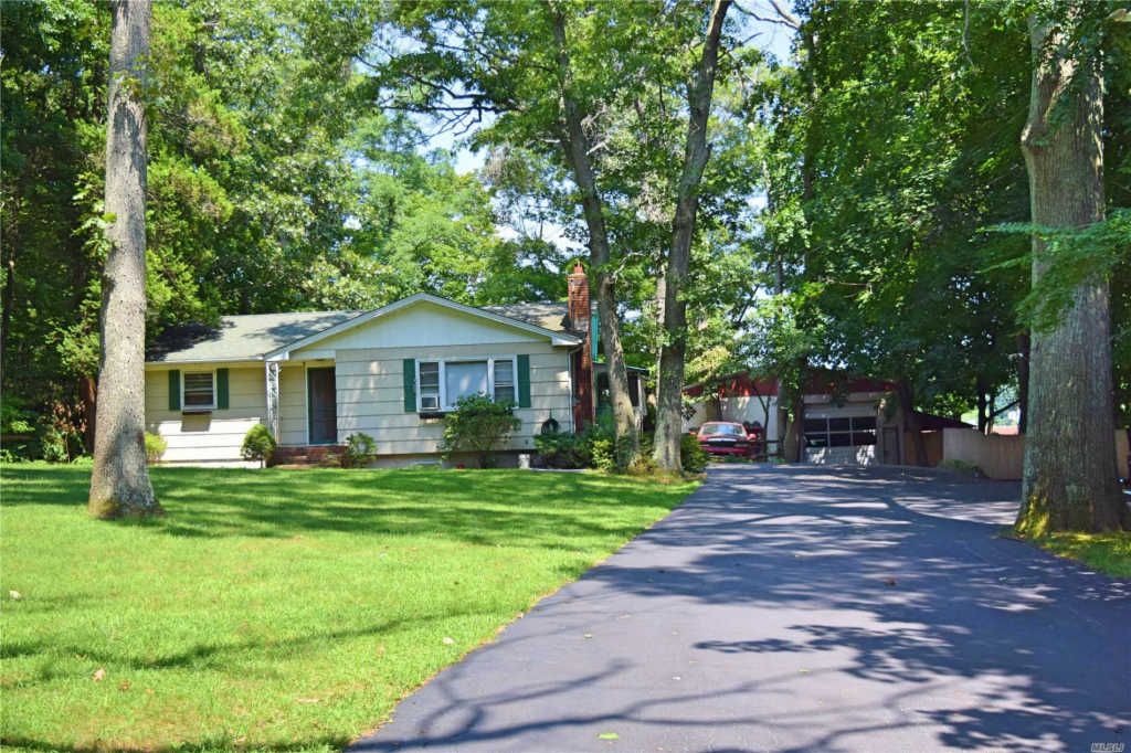 325 Middle Country Rd #B, Coram, NY 11727 - See Est. Value, Schools & More