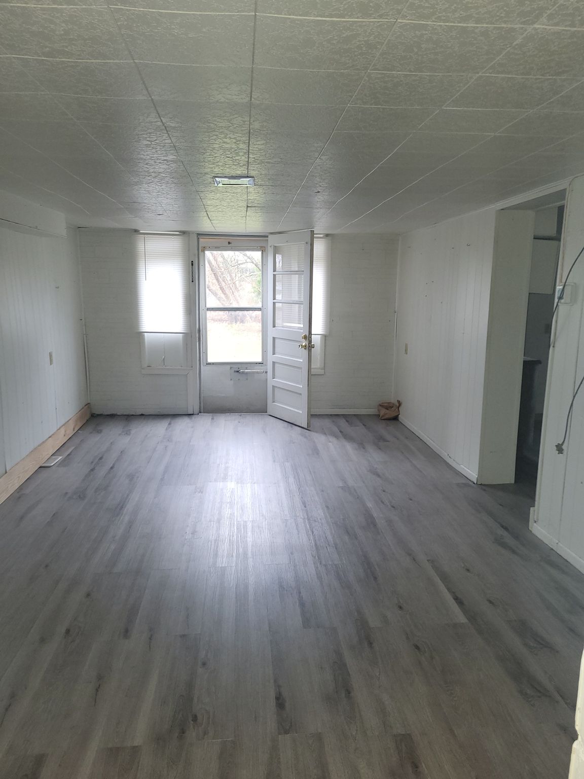 363 W Market St, Mercer, PA 16137 - See Est. Value, Schools & More