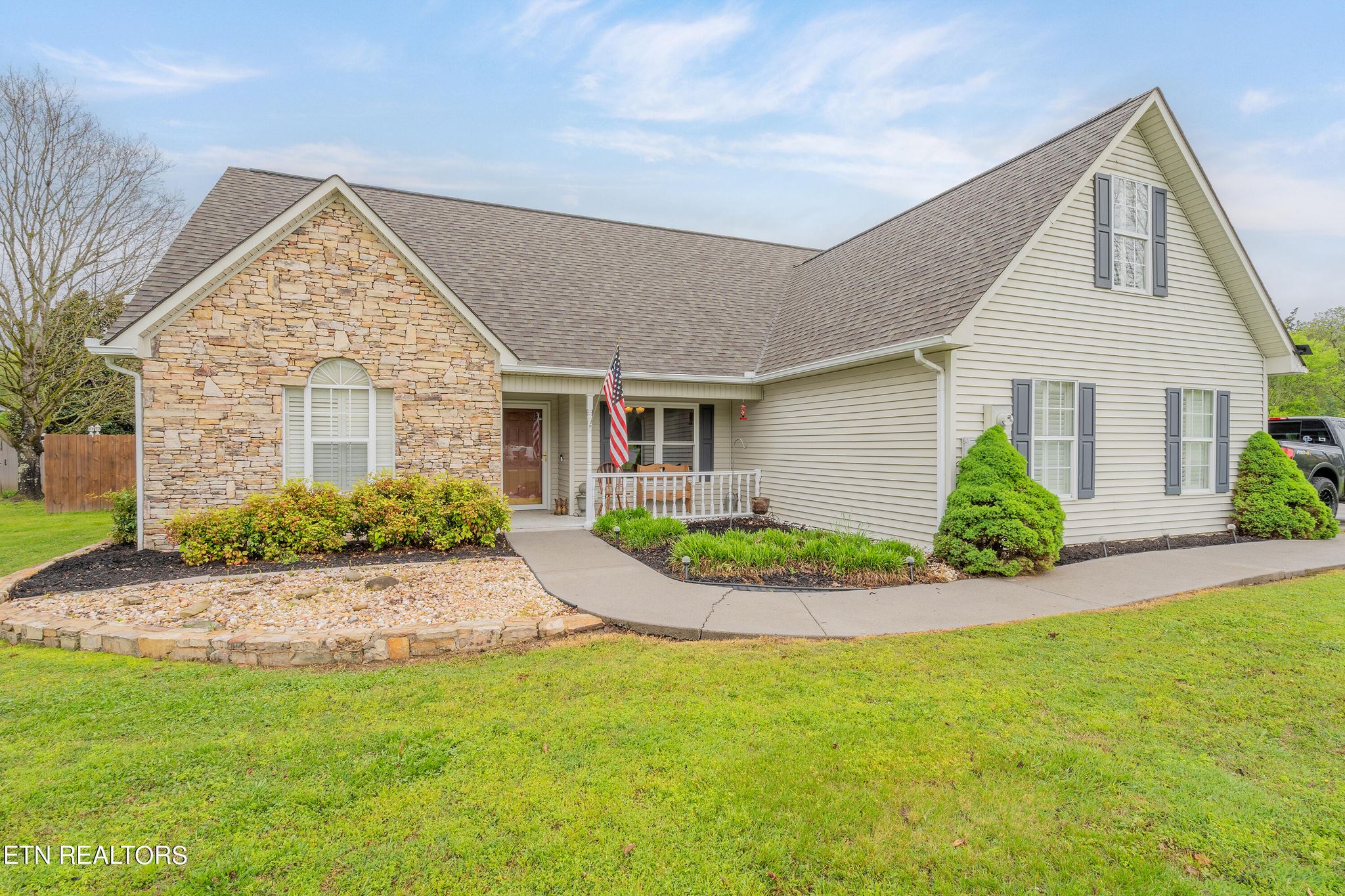 1202 Blake Lea, Sevierville, TN 37862 - See Est. Value, Schools & More