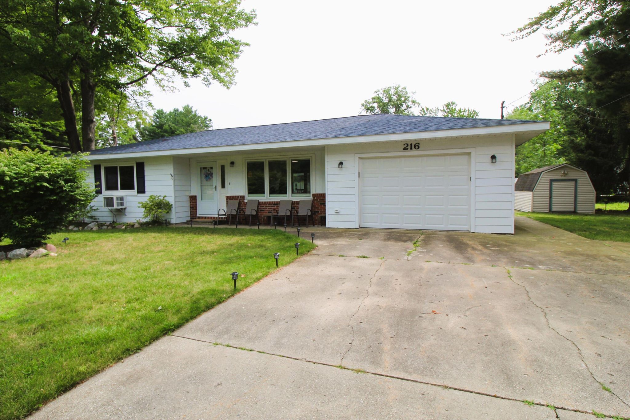 216 Shady Lane Ave, Prudenville, MI 48651 - See Est. Value, Schools & More