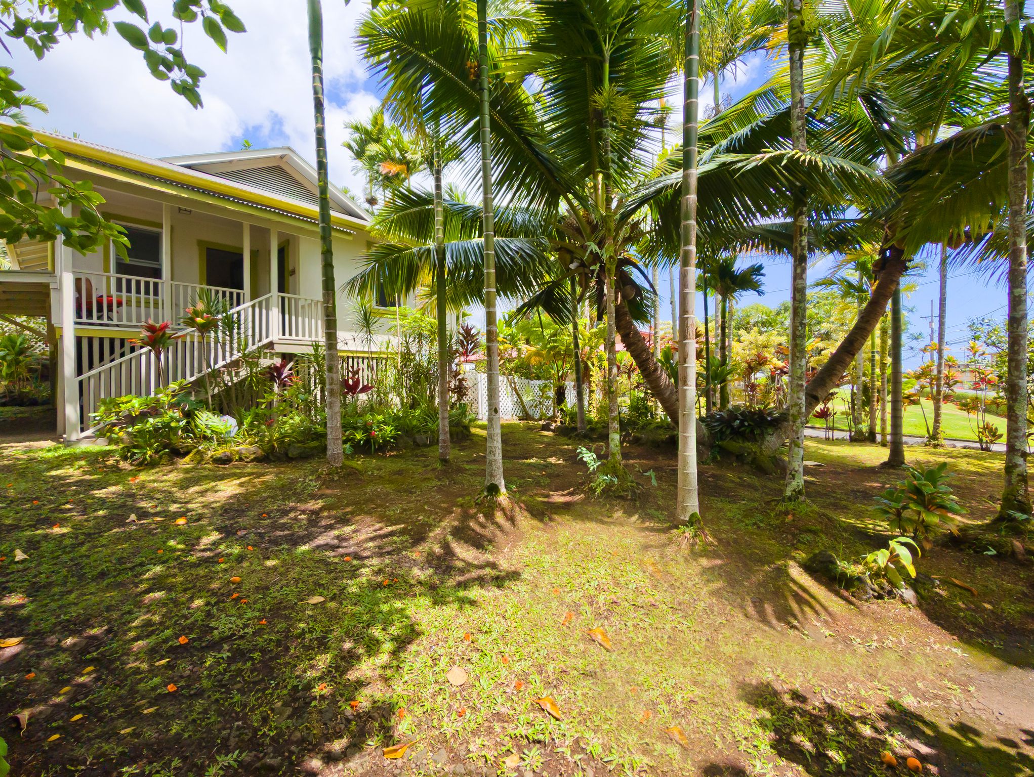 2306 Kinoole St, Hilo, HI 96720 - See Est. Value, Schools & More