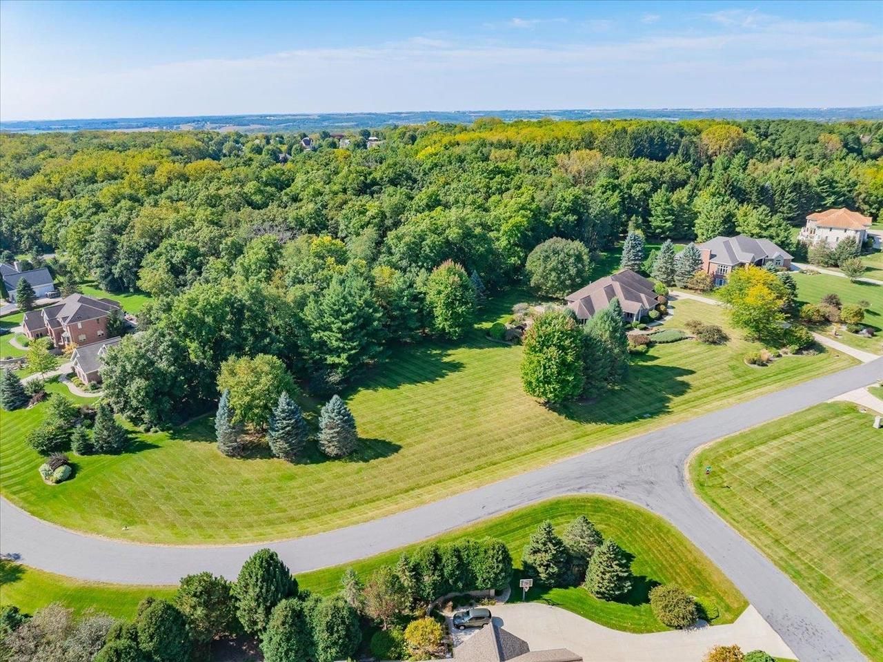 3303 Saracen Way #35, Verona, WI 53593 - See Est. Value, Schools & More