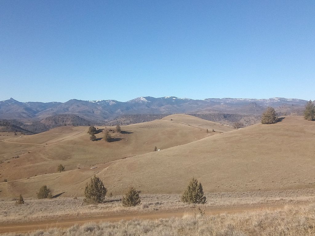 141 Shasta Ln, Hornbrook, CA 96044 | Trulia