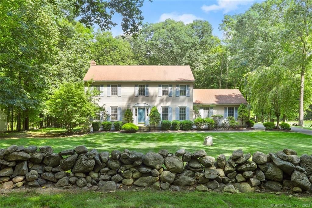 6 Old Dodgingtown Rd, Bethel, CT 06801 - See Est. Value, Schools & More