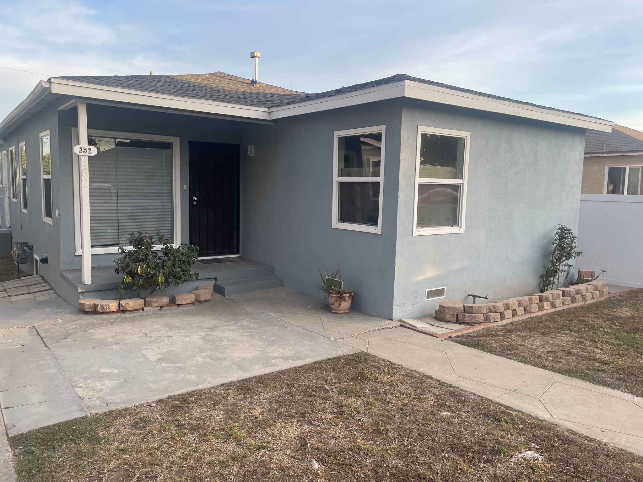 352 S Vancouver Ave, Los Angeles, CA 90022 - See Est. Value, Schools & More