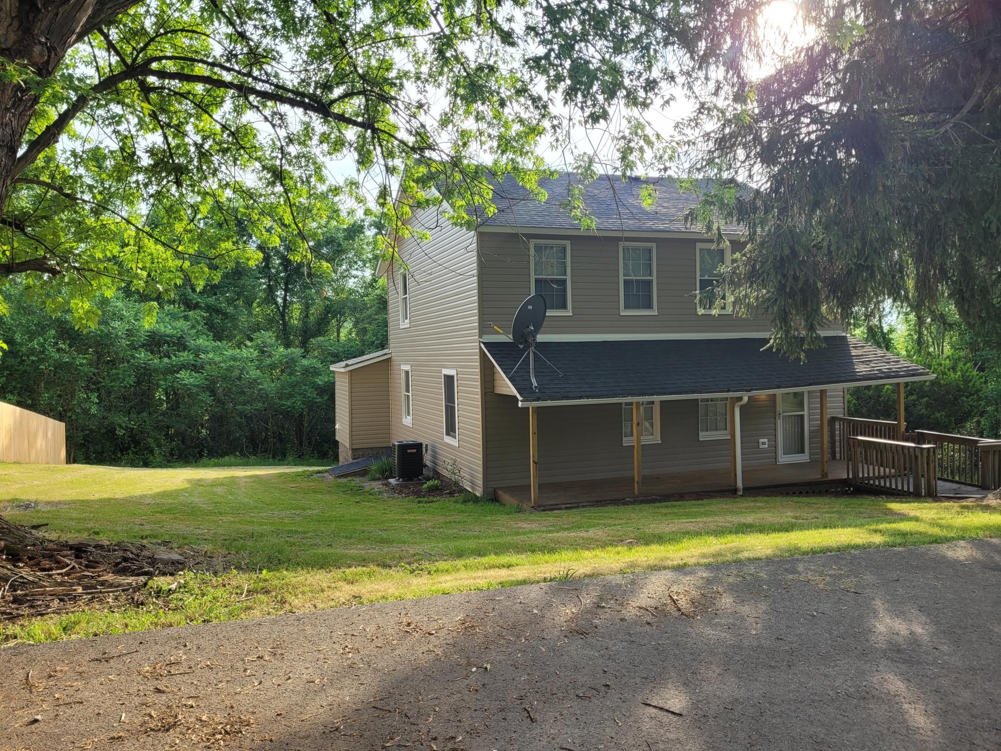 641 High St, Cardale, PA 15420 - See Est. Value, Schools & More