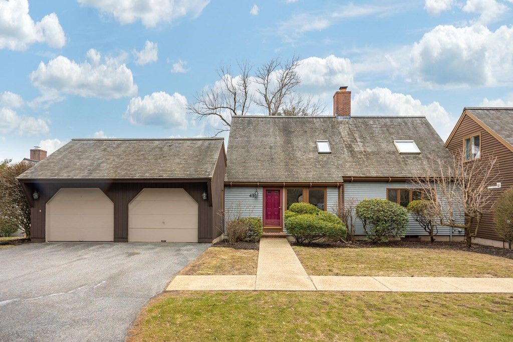 45 Potter Pond, Lexington, MA 02421 - See Est. Value, Schools & More