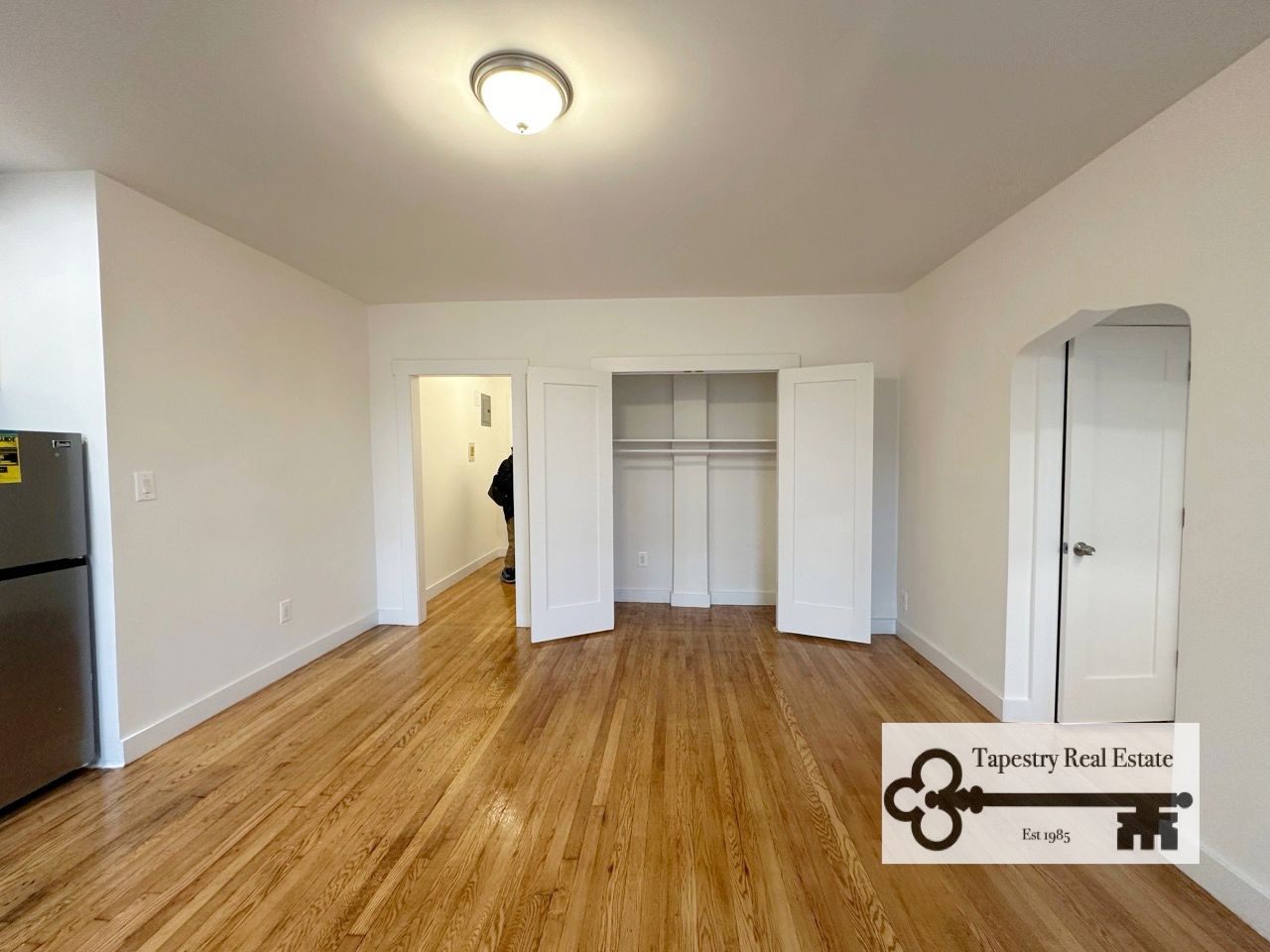 33-08 84th St #3A, Jackson Heights, NY 11372 - See Est. Value, Schools ...