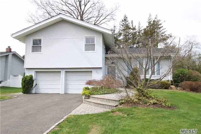 27 Fortune Ln, Jericho, NY 11753 - See Est. Value, Schools & More