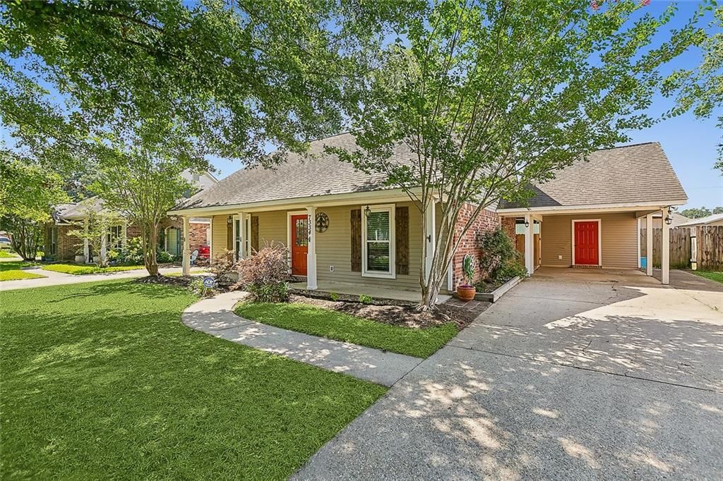 7334 Robinson Dr, Denham Springs, LA 70706 - See Est. Value, Schools & More