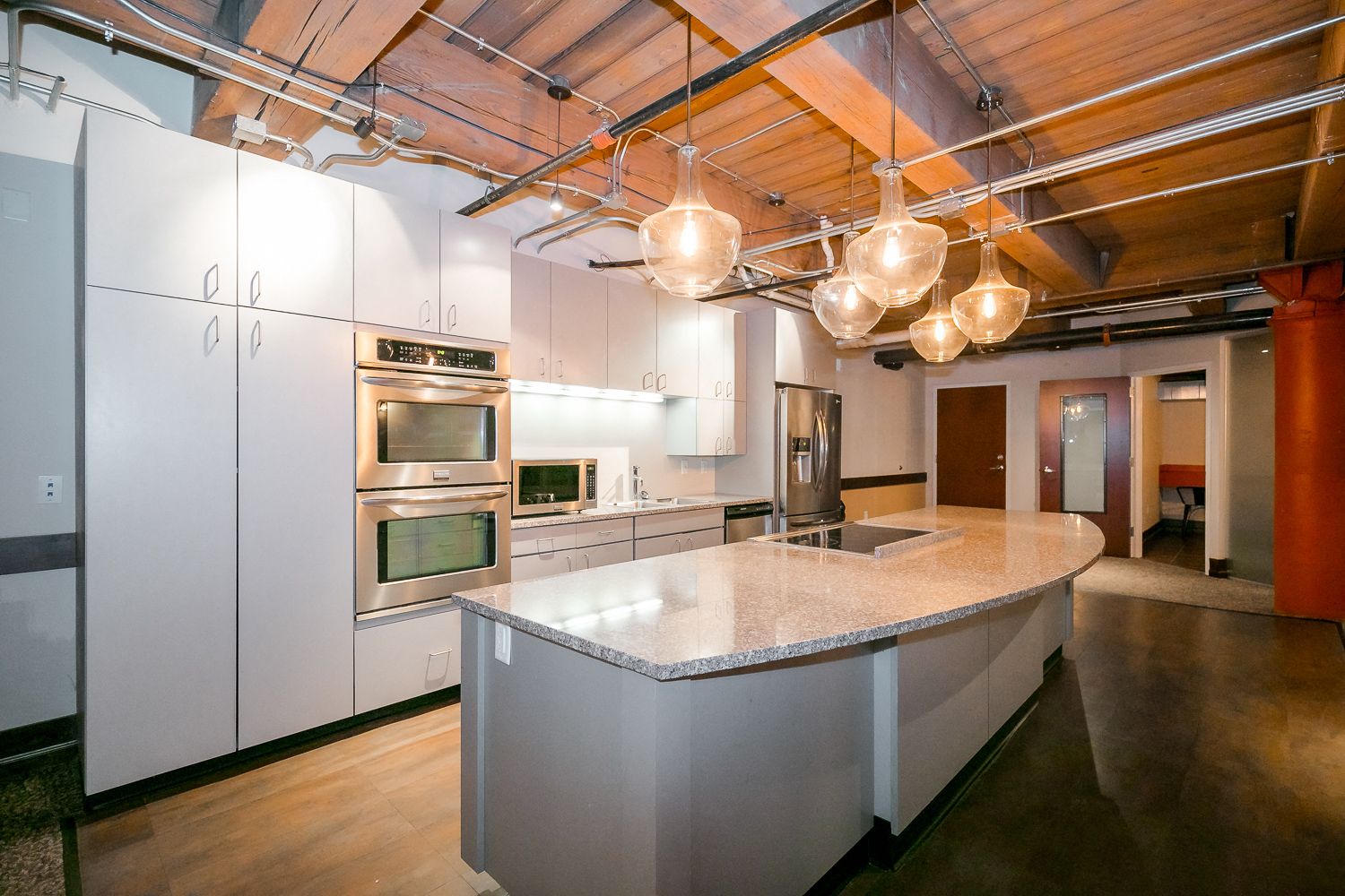 323 W 8th St #103, Kansas City, MO 64105 - See Est. Value, Schools & More