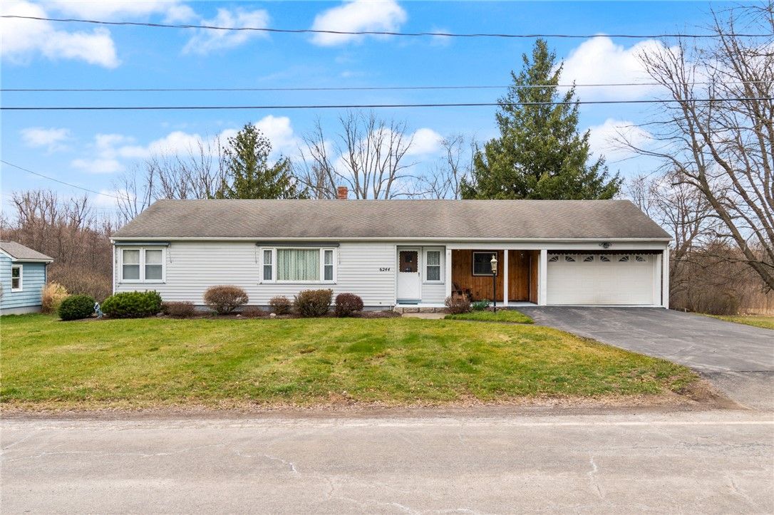 6244 Willow Dr, Williamson, NY 14589 - See Est. Value, Schools & More