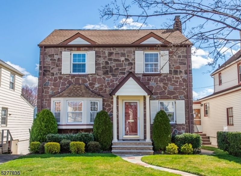 146 North Rd, Nutley, NJ 07110 - See Est. Value, Schools & More