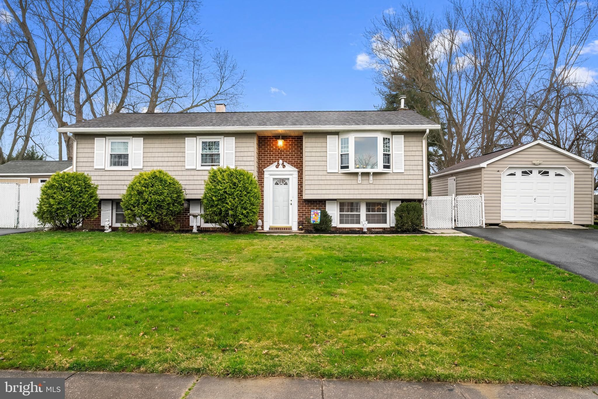 911 Bernadette Dr, Forest Hill, MD 21050 - See Est. Value, Schools & More