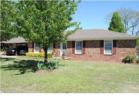 531 E Lakeside Dr, Florence, AL 35630 - See Est. Value, Schools & More
