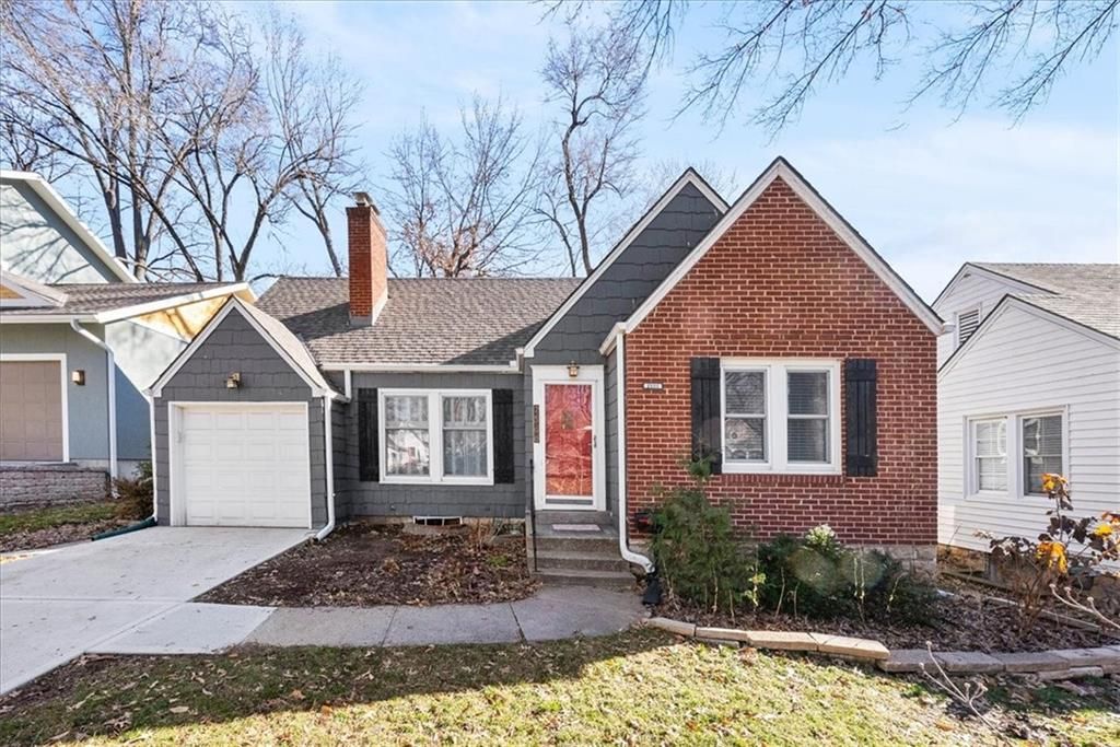 2500 W 50th Pl, Westwood, KS 66205 - See Est. Value, Schools & More