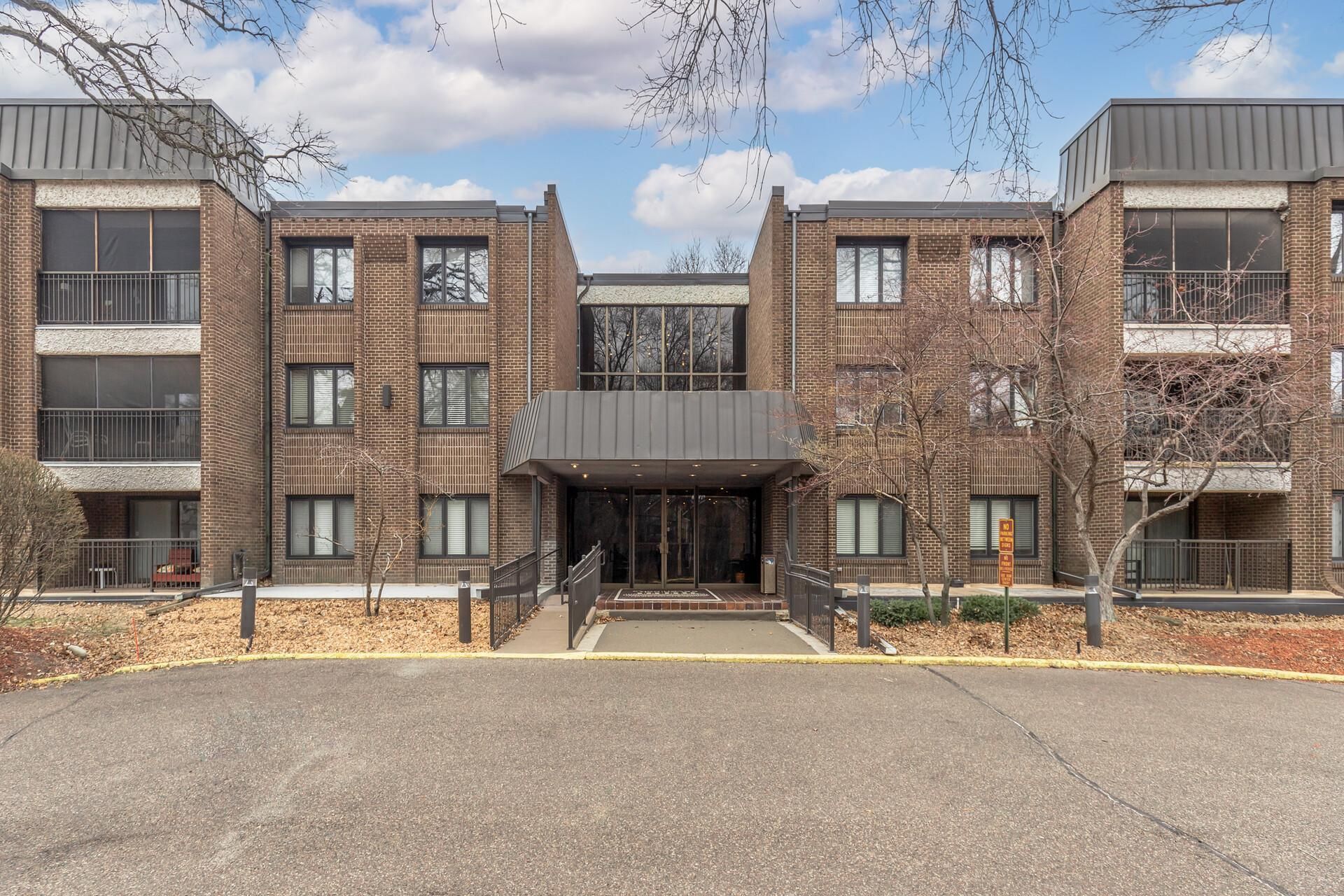 3412 Oak Ridge Rd #108, Minnetonka, MN 55305 | MLS# 6506965 | Trulia