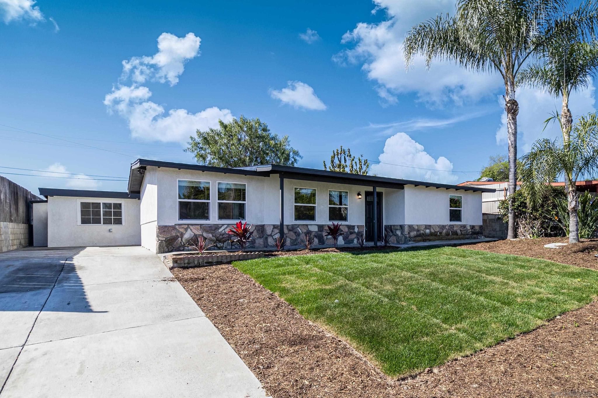630 Spires St, Vista, CA 92083 - See Est. Value, Schools & More