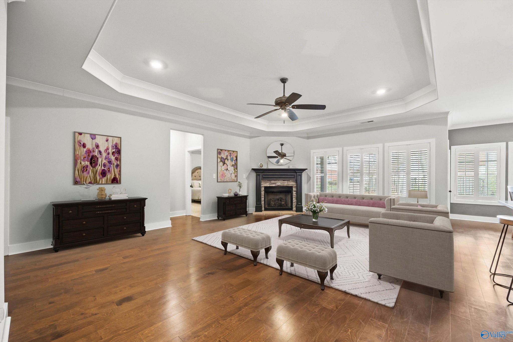 904 Box St, Athens, AL 35611 - See Est. Value, Schools & More