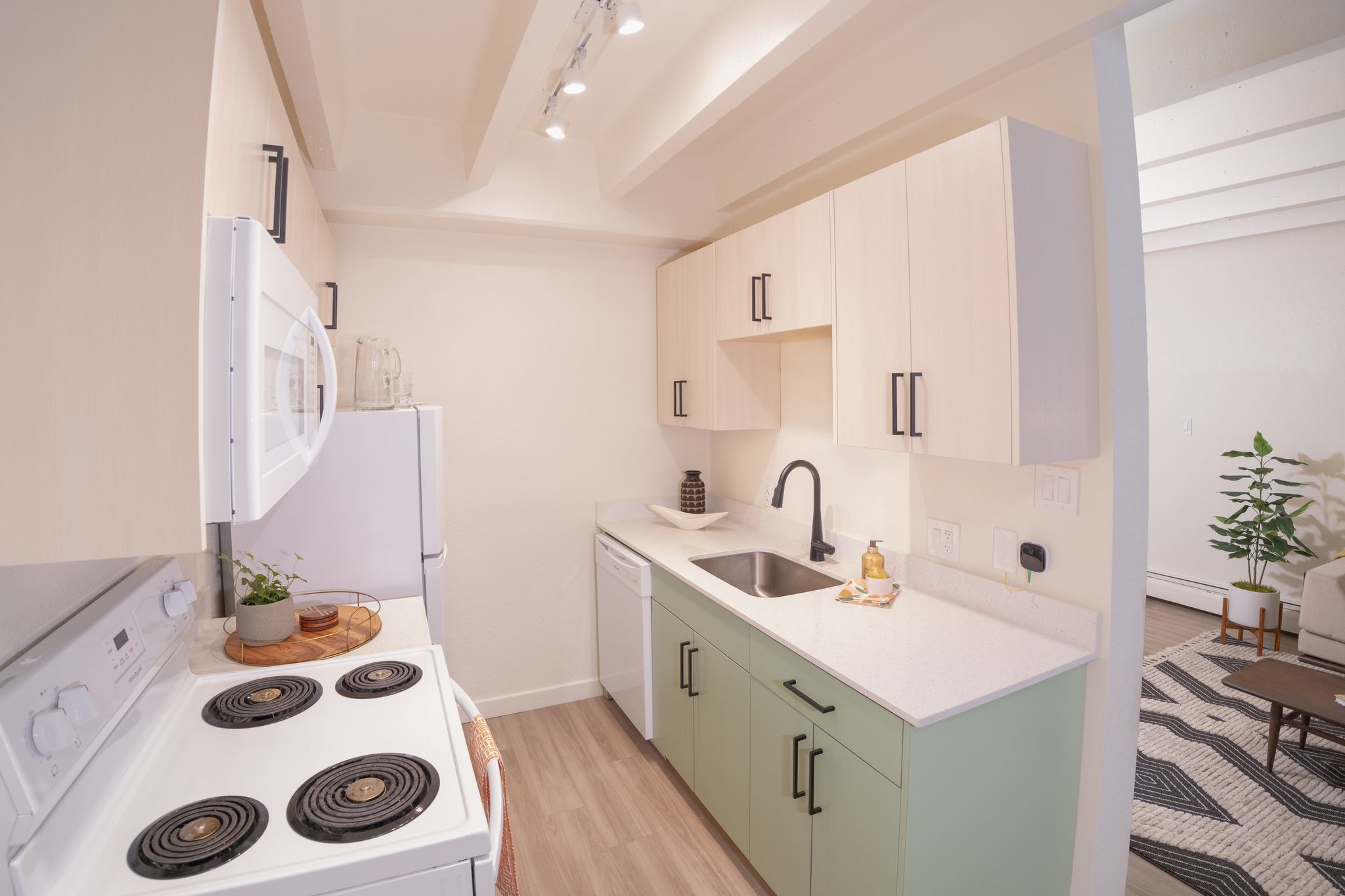 299 N Center St #7, Salt Lake City, UT 84103 - See Est. Value, Schools ...