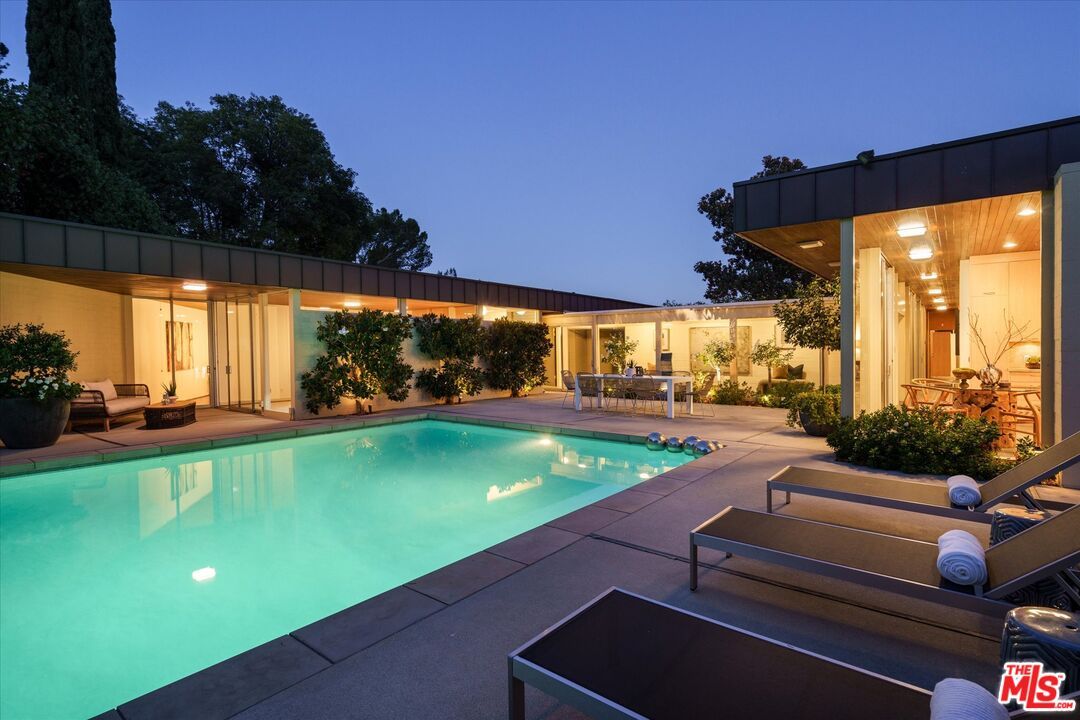 1340 Fairlawn Way, Pasadena, CA 91105 - See Est. Value, Schools & More