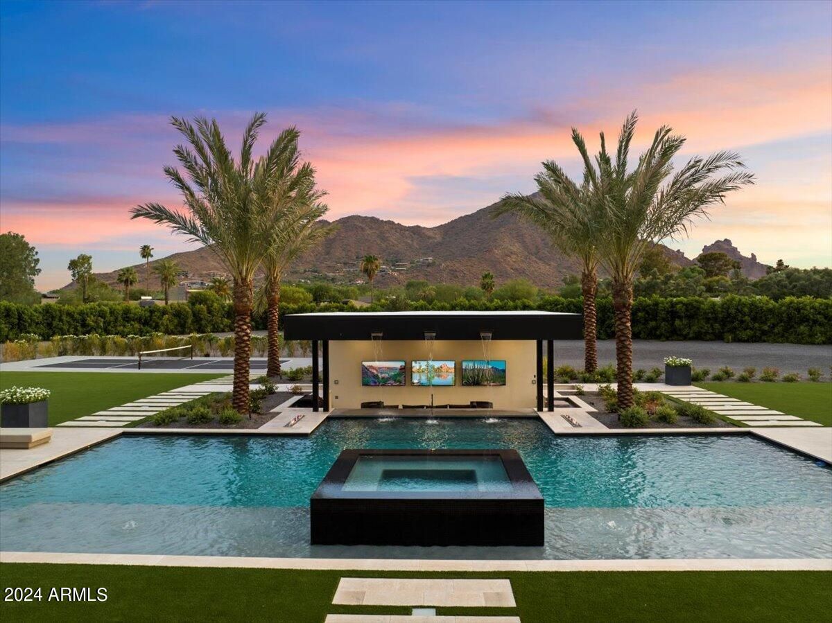 6447 E McDonald Dr, Paradise Valley, AZ 85253 - See Est. Value, Schools ...