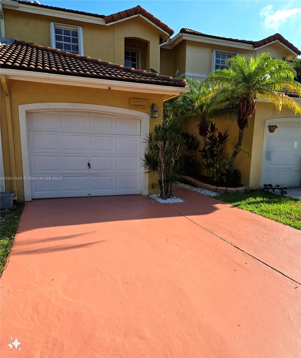 13893 SW 102nd Ln, Miami, FL 33186 - See Est. Value, Schools & More