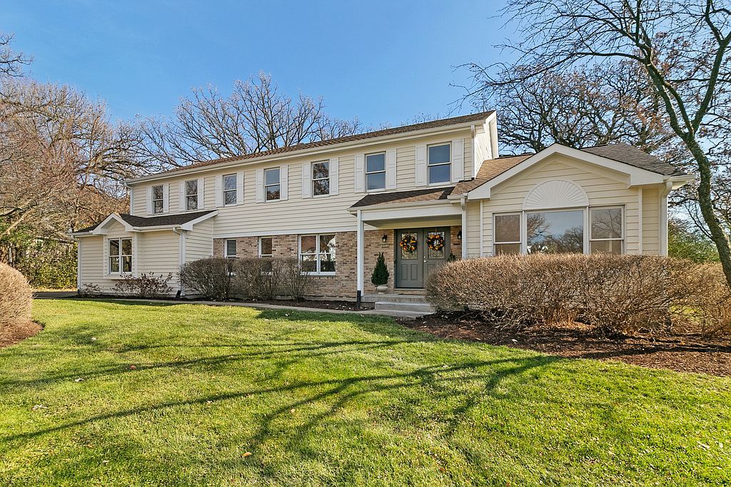 251 North Trl, Hawthorn Woods, IL 60047 - See Est. Value, Schools & More