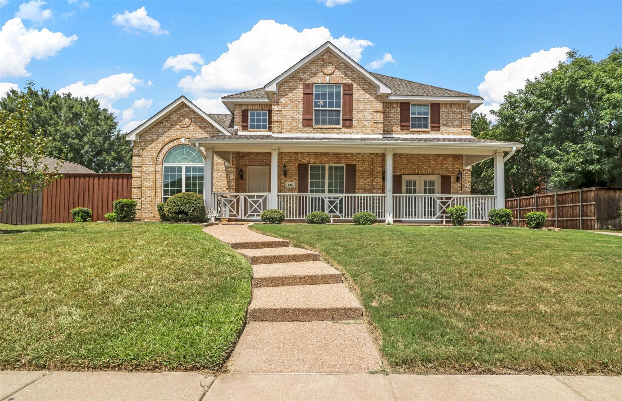 325 Shady Oaks Dr, Murphy, TX 75094 - See Est. Value, Schools & More