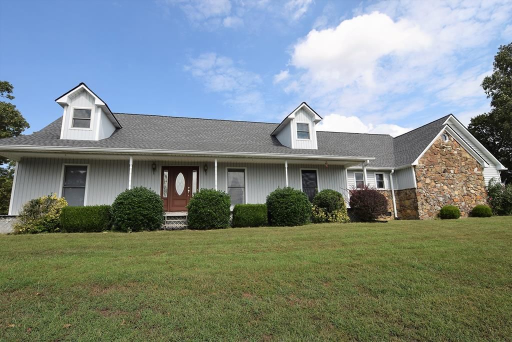 670 Rooster Run Rd, Hopkinsville, KY 42240 - See Est. Value, Schools & More