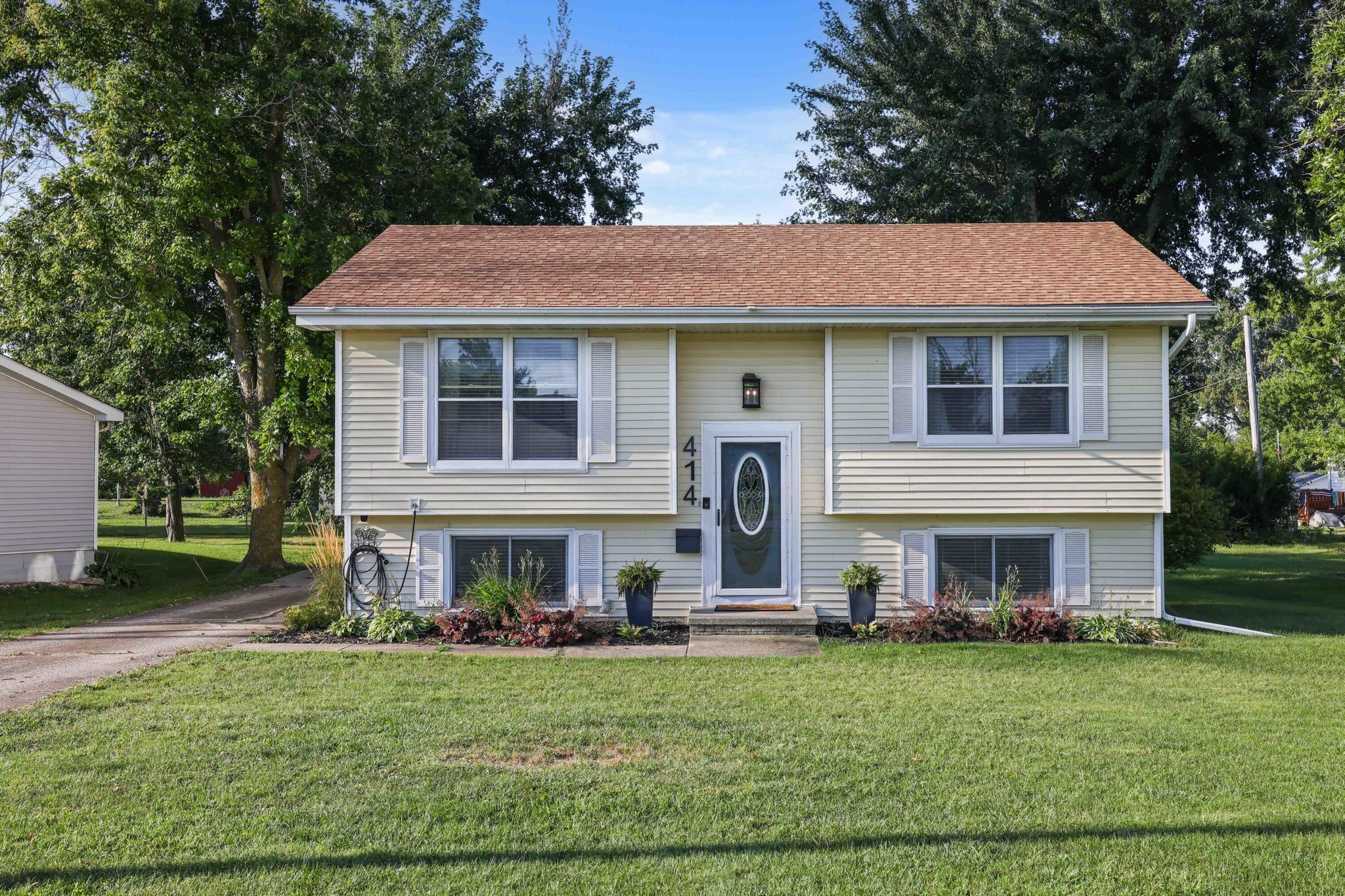 414 Fairview Dr, Madrid, IA 50156 - See Est. Value, Schools & More