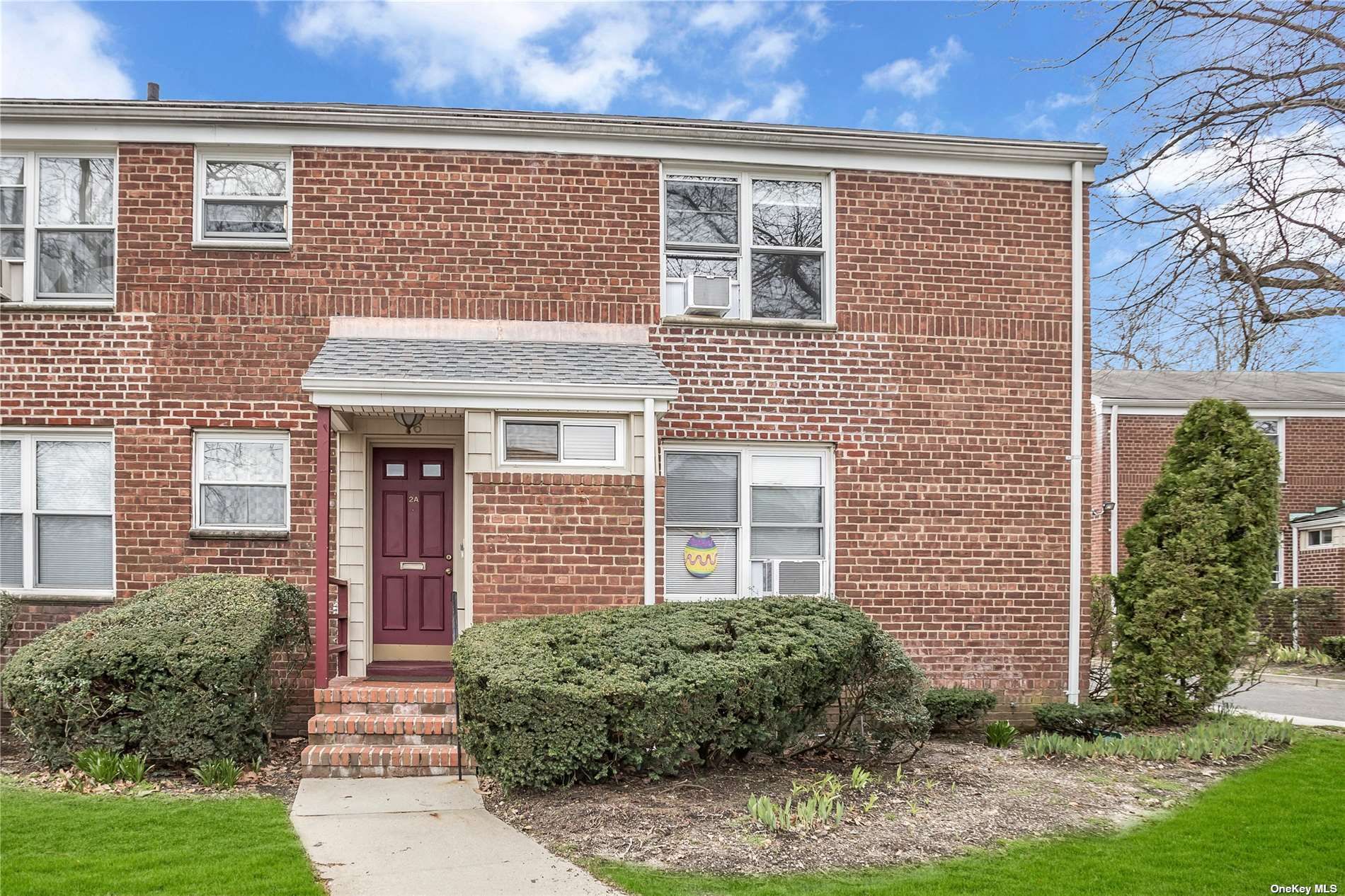 76 Edwards Street UNIT 2A, Roslyn Heights, NY 11577 | Trulia