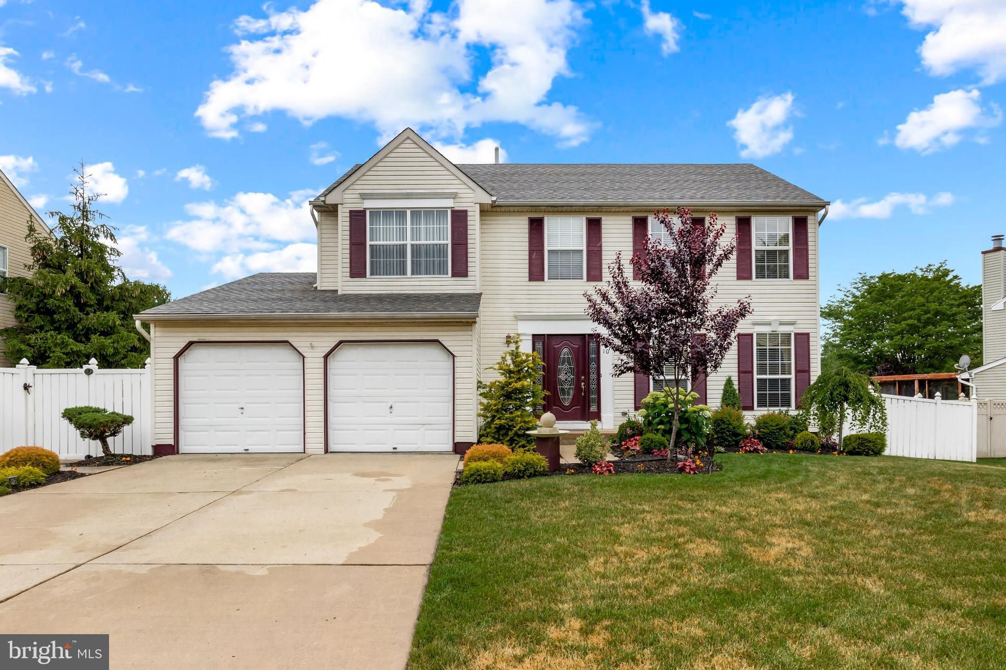 10 Azalea Dr, Sicklerville, NJ 08081 - See Est. Value, Schools & More