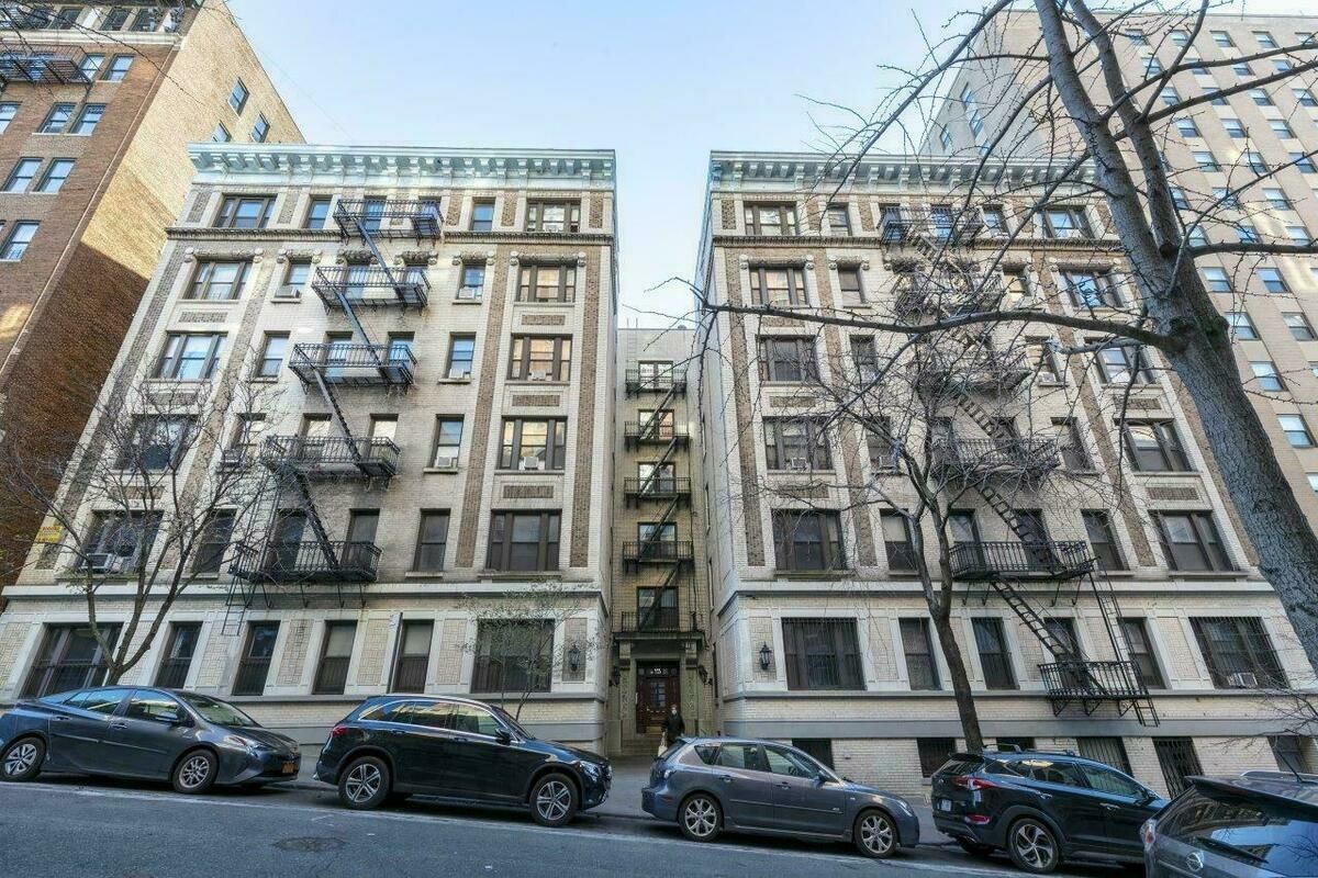 414 W 121st St #4, Manhattan, NY 10027 - See Est. Value, Schools & More