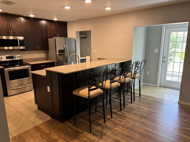 1004 W Faith Cir, Bradenton, FL 34212 - See Est. Value, Schools & More