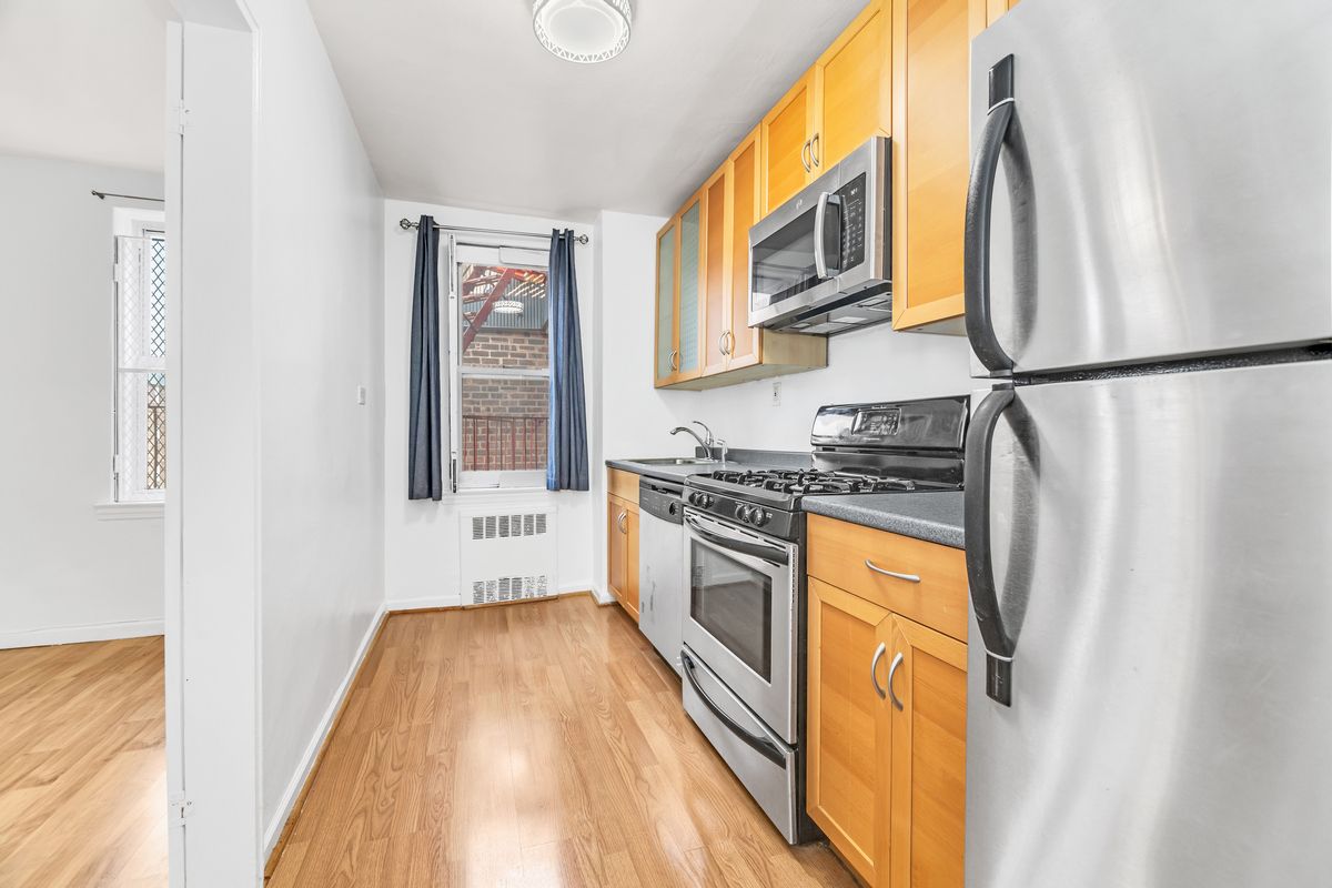 105-25 67th Rd #6G, Forest Hills, NY 11375 - See Est. Value, Schools & More