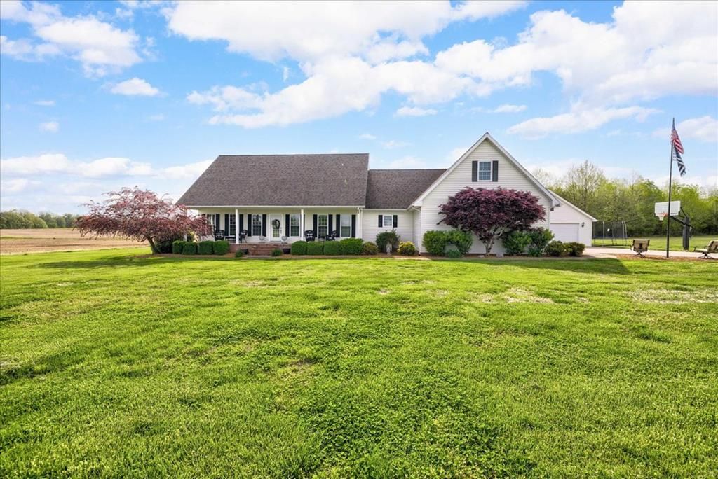 270 Stephanie Ln, Princeton, KY 42445 - See Est. Value, Schools & More