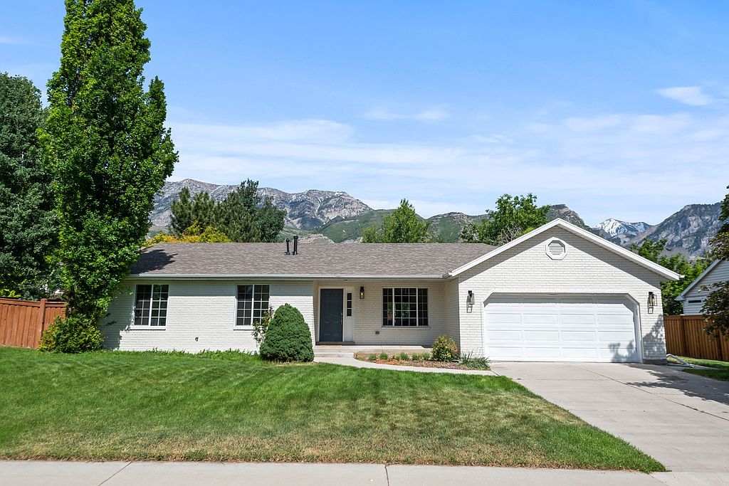 3944 N 300 W, Provo, UT 84604 - See Est. Value, Schools & More