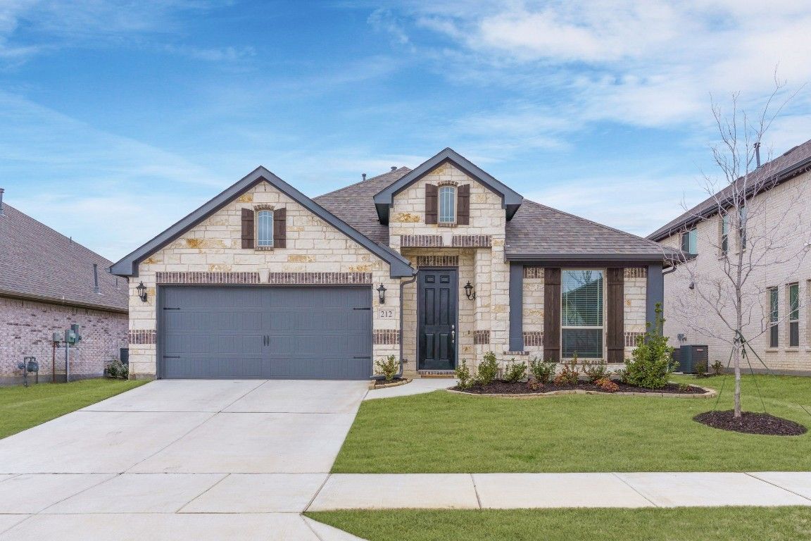 212 Navo Rd, Little Elm, TX 75068 - See Est. Value, Schools & More