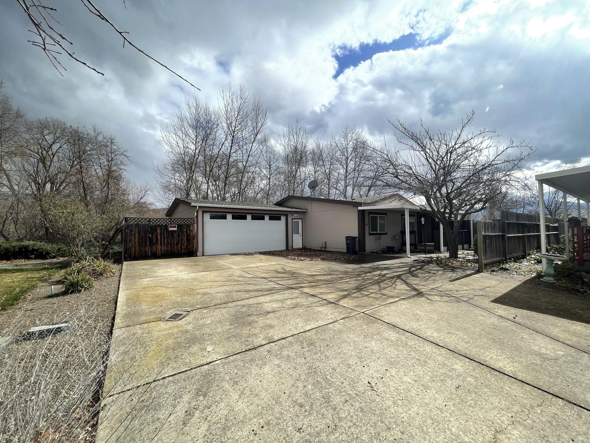 93 Northridge Ter #27, Medford, OR 97501 - See Est. Value, Schools & More