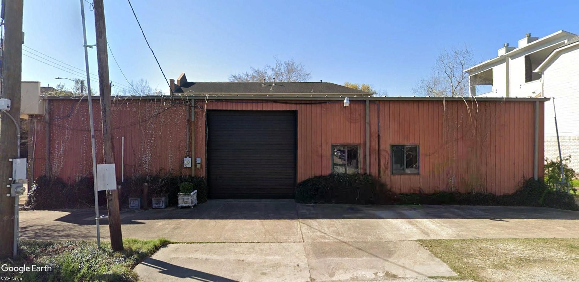 319 Malone St, Houston, TX 77007 | MLS# 49168864 | Trulia