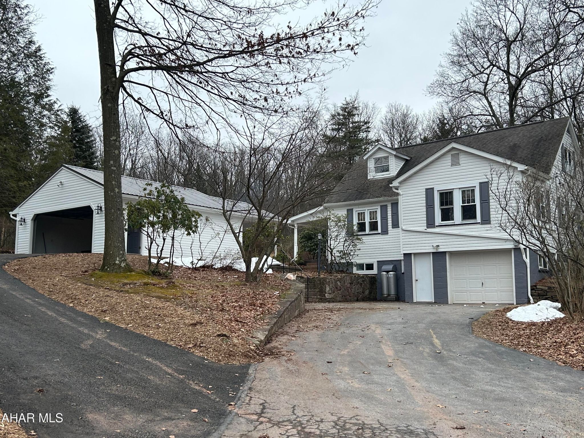 1834 Decker Hollow Rd, Tyrone, PA 16686 - See Est. Value, Schools & More