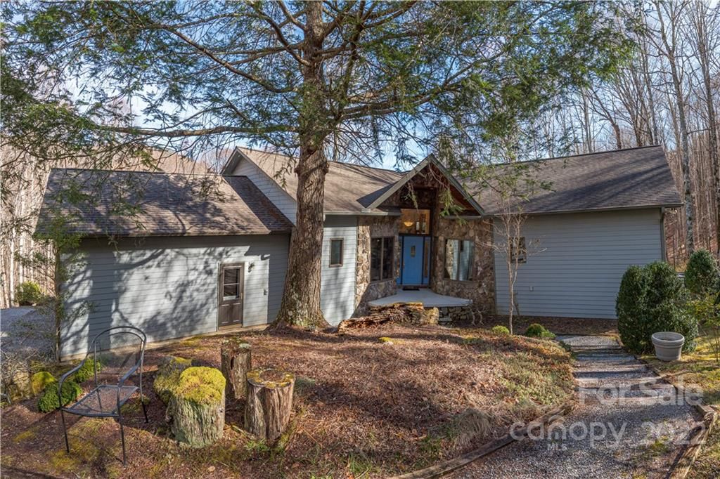 31 Chimney Ridge Trl, Waynesville, NC 28786 | Trulia