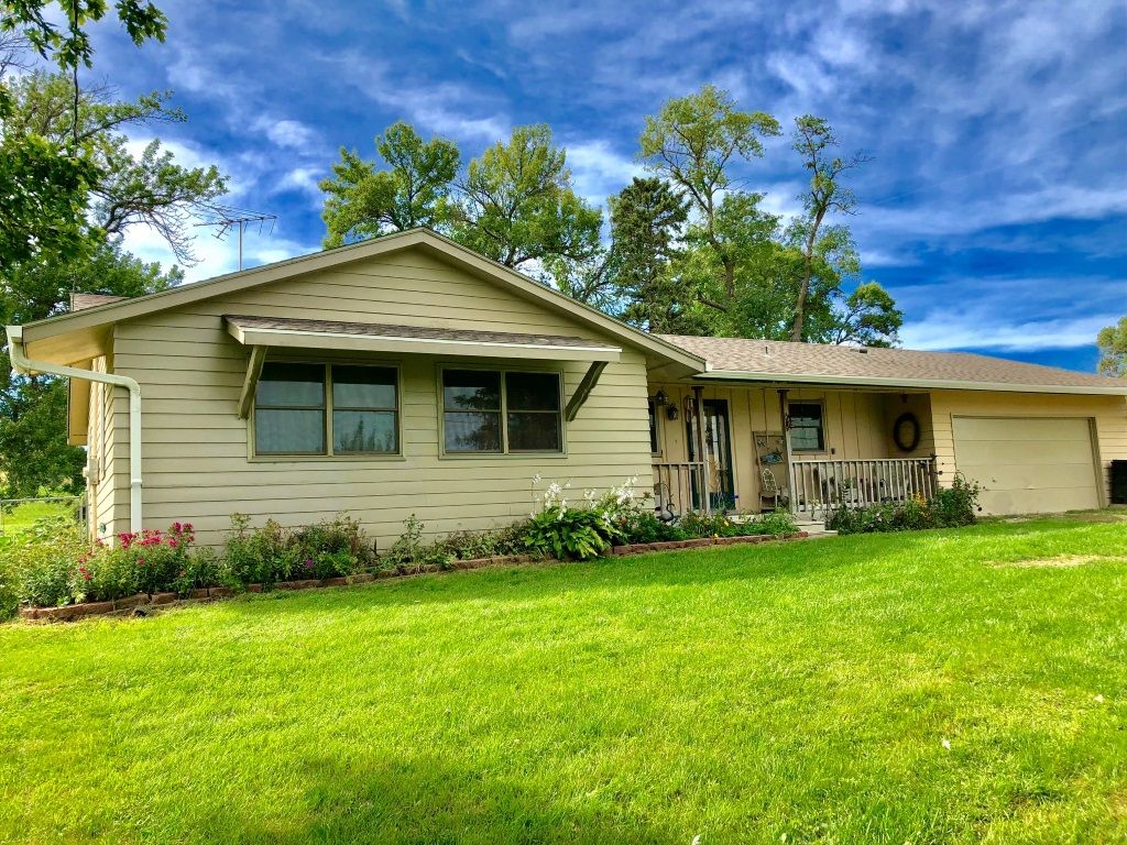 1291 Carroll Ave, Lawton, IA 51108 - See Est. Value, Schools & More