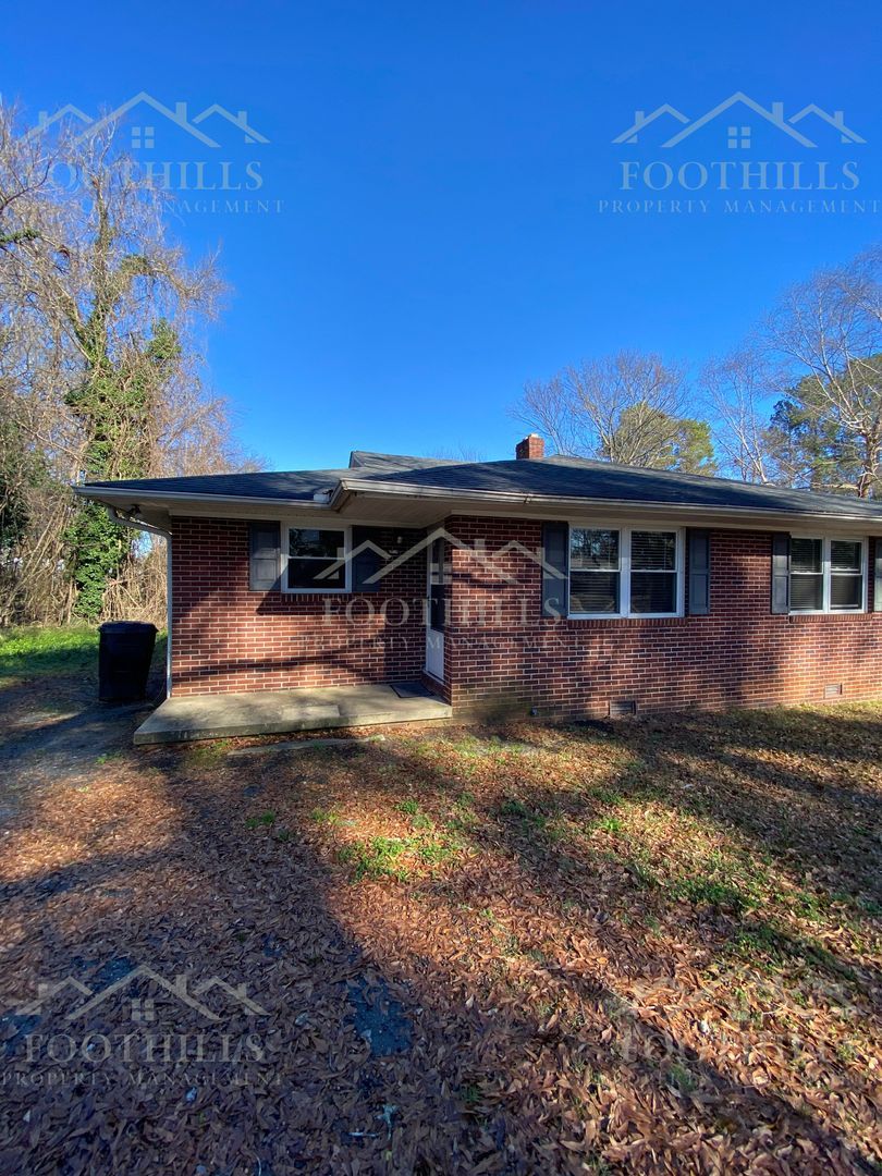 2712 Cedar Ln #B, Anderson, SC 29621 - Trulia | Trulia