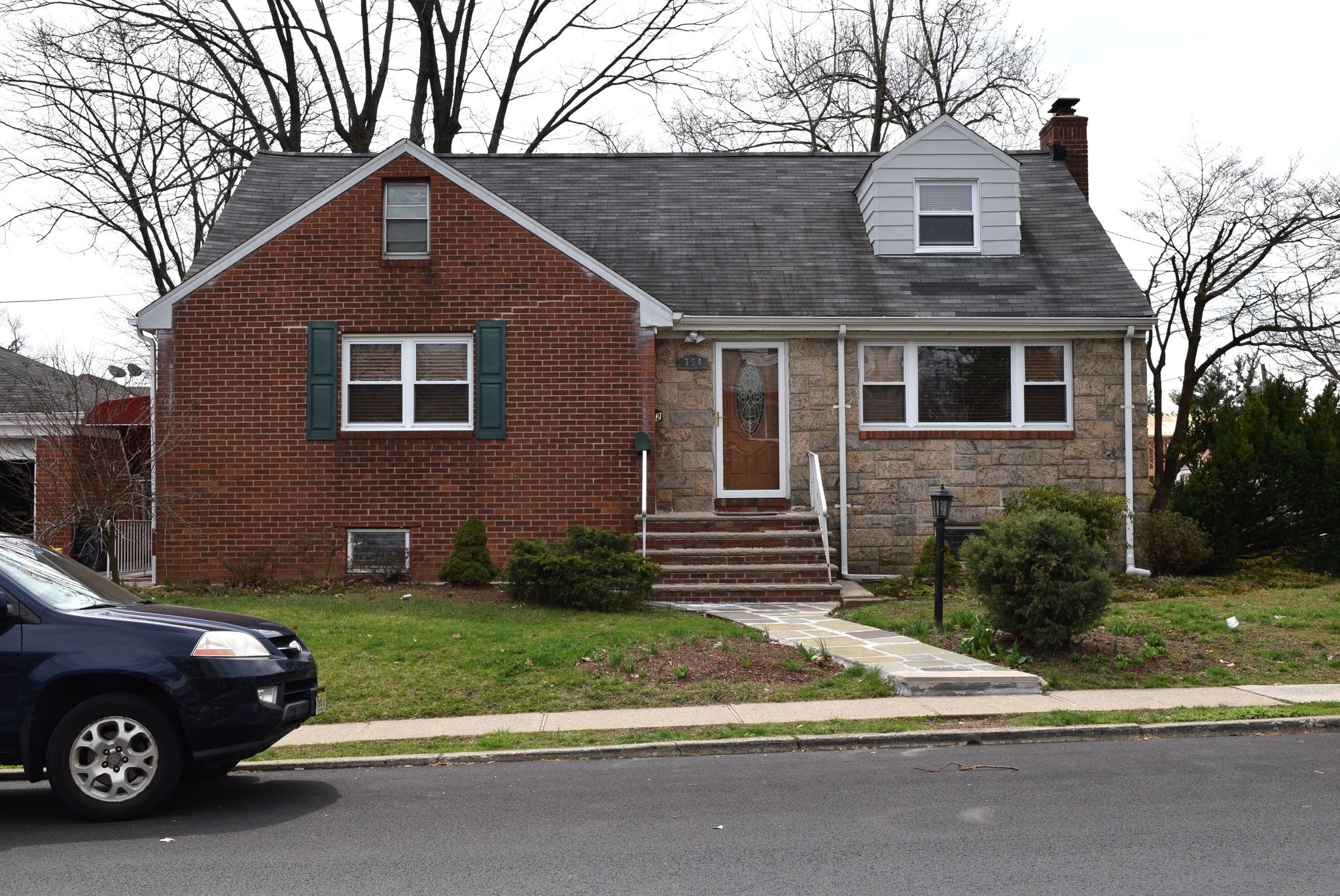 354 Westview Ave, Fort Lee, NJ 07024 - See Est. Value, Schools & More