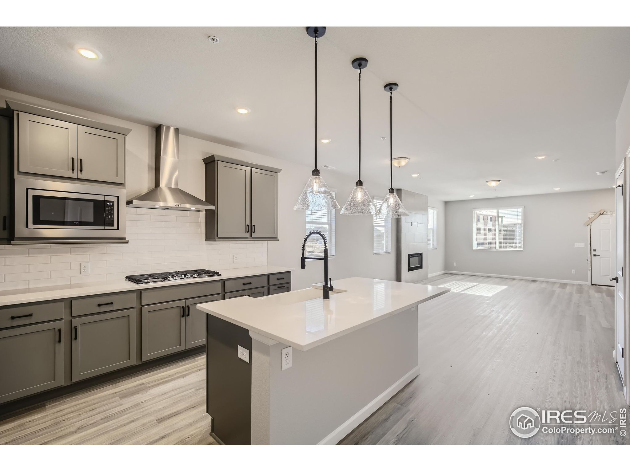 833 Waterthrush Ln, Fort Collins, CO 80524 - See Est. Value, Schools & More